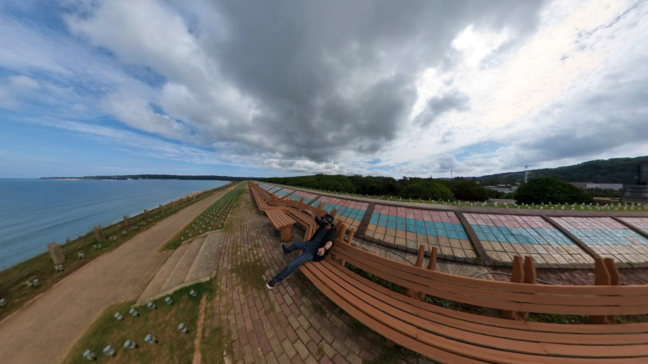 The longest bench in the world, Ishikawa - Insta360