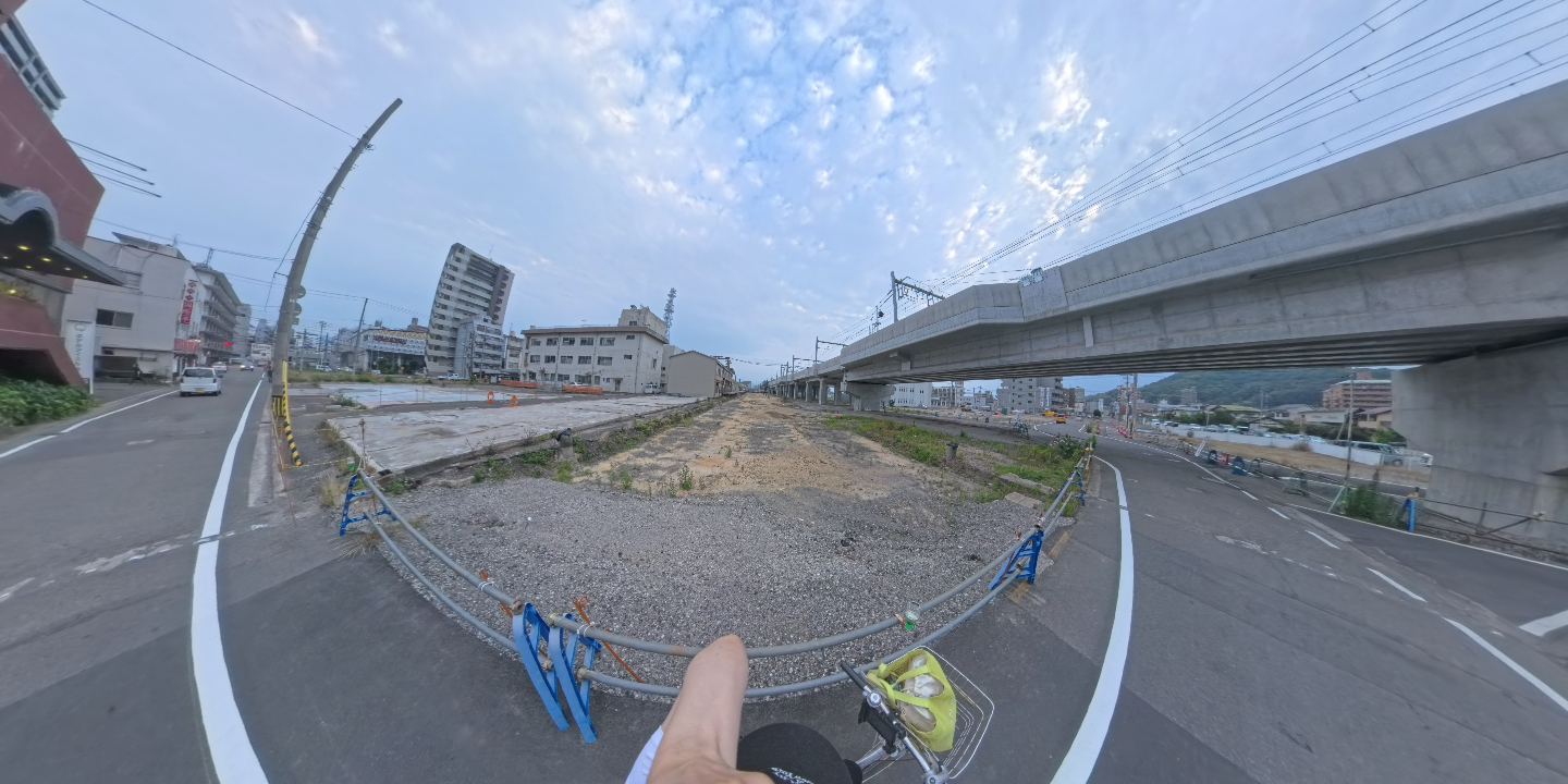 Tap to explore this 360 perspective. - Insta360