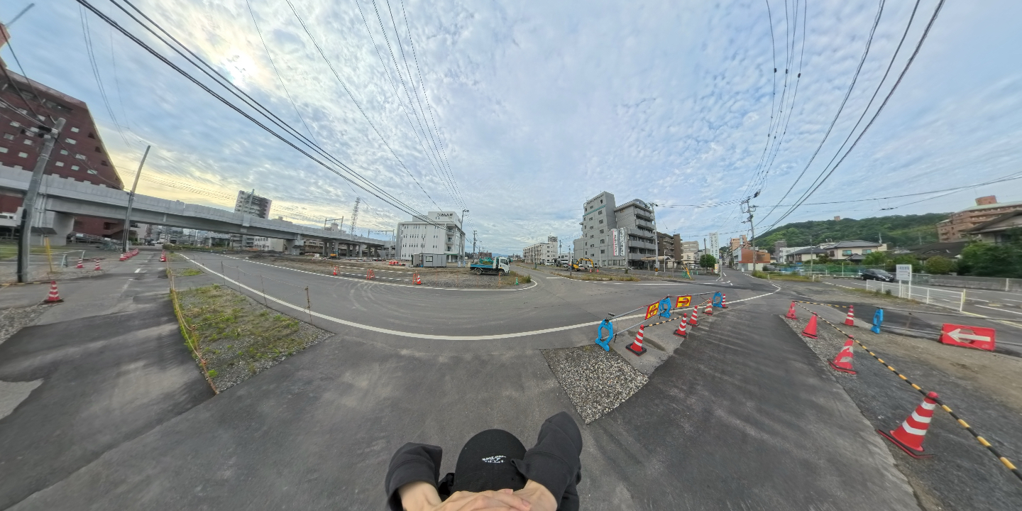 Tap to explore this 360 perspective. - Insta360