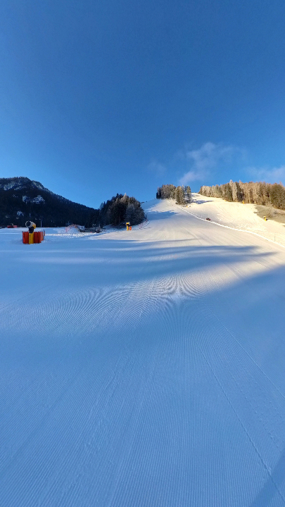 Tap to explore this 360 perspective. - Insta360