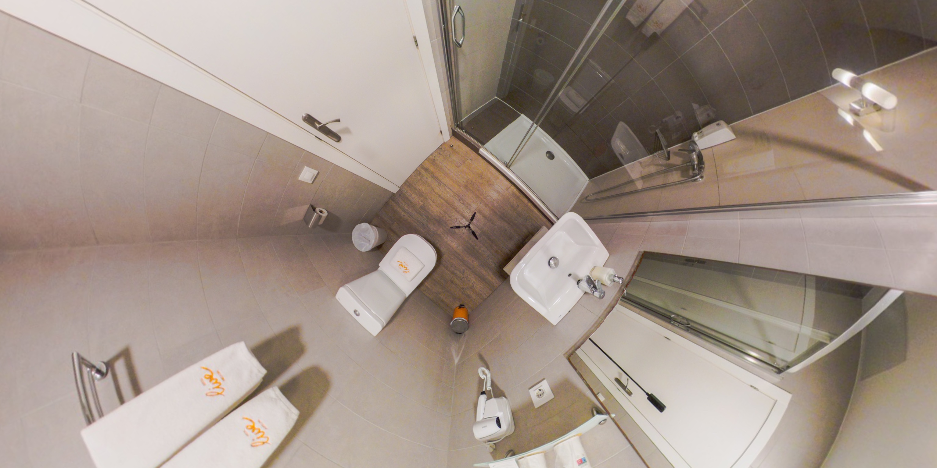 Tap to explore this 360 perspective. - Insta360