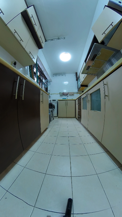 Tap to explore this 360 perspective. - Insta360