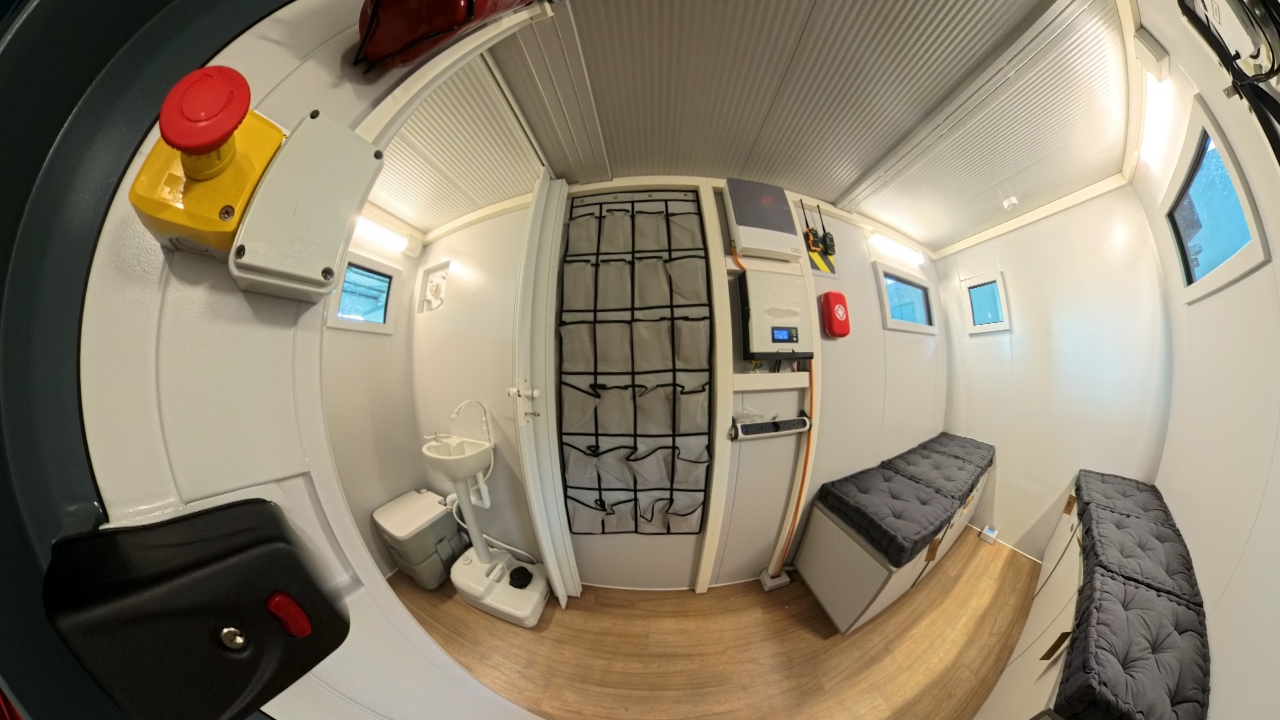 Tap to explore this 360 perspective. - Insta360