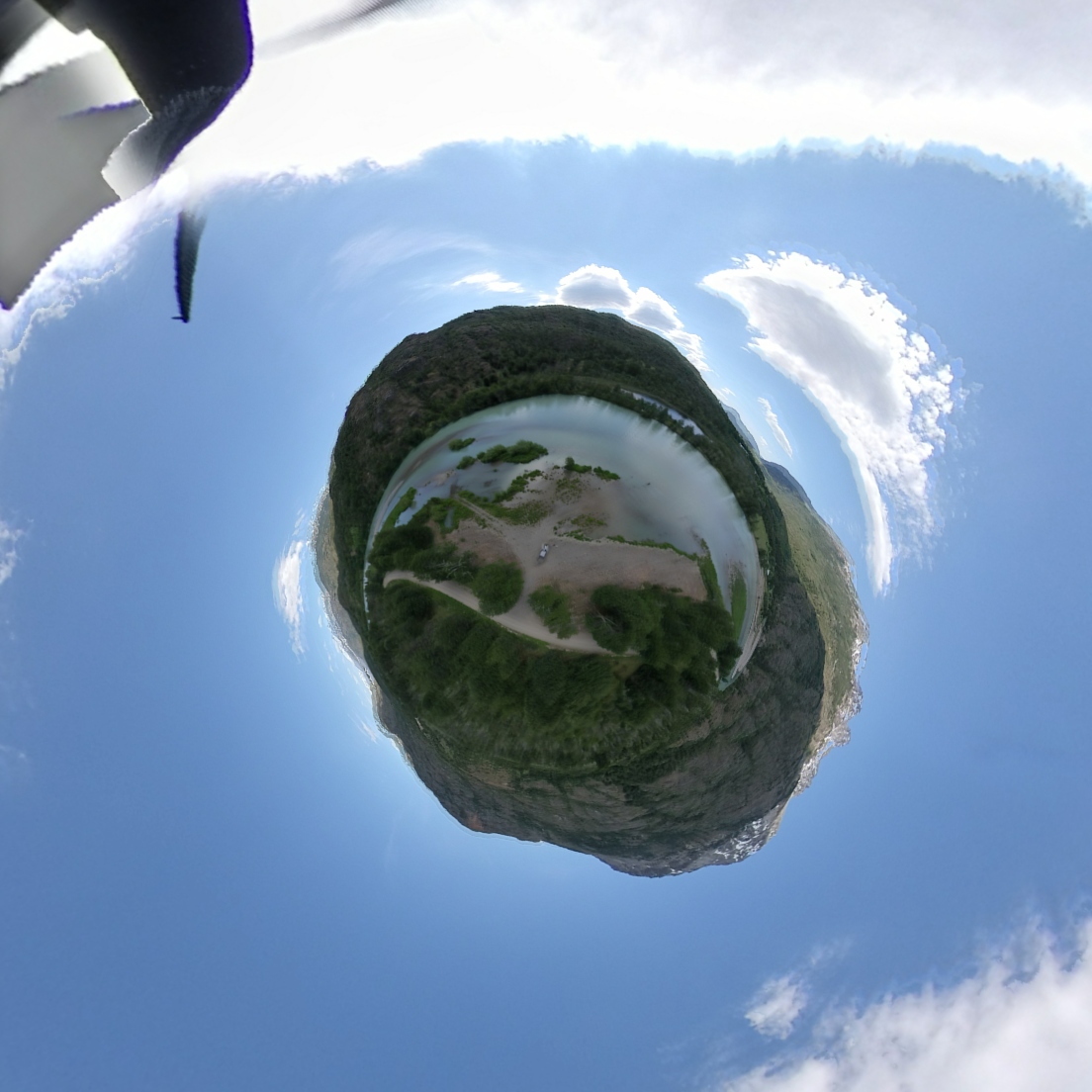 Tap to explore this 360 perspective. - Insta360